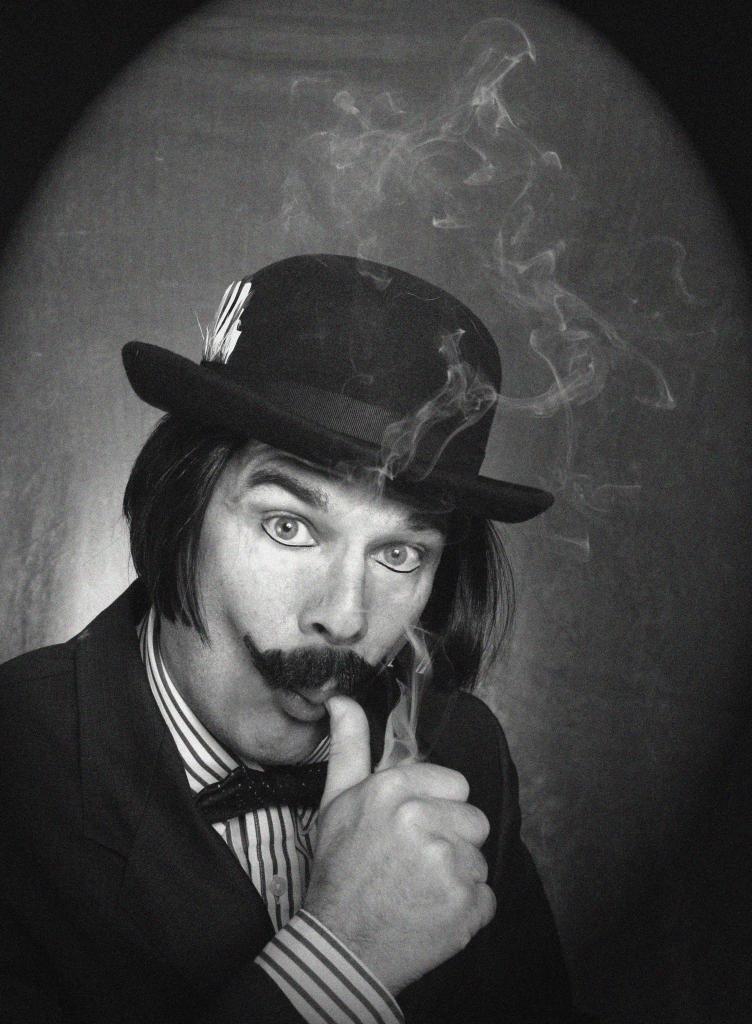 Always clowning around – ClownAntics